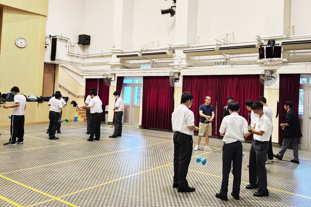 2023-09-27 扯鈴訓練(課外活動) - 鄧鏡波學校 Tang King Po School